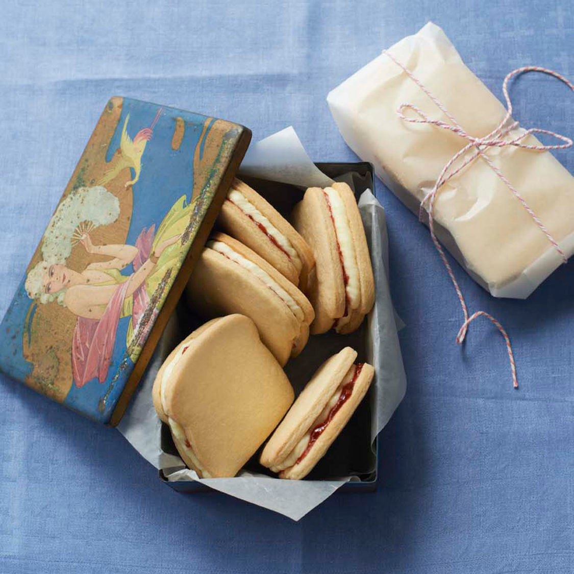 Flo's Gin Jam Butties recipe - The Great British Bake Off