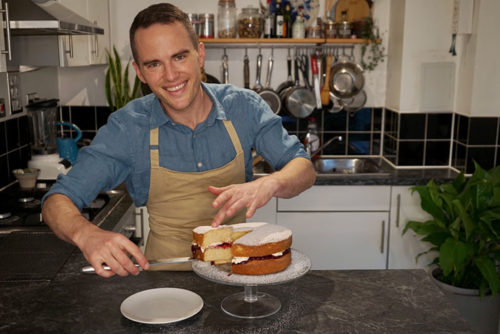 David's Vanilla Sponge Cake recipe - The Great British Bake Off