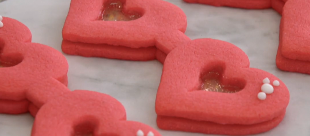 Ravneet Gill's Biscuit Sunglasses - The Great British Bake Off | The ...