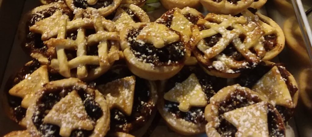 Mini holiday mince tarts - The Great British Bake Off | The Great ...