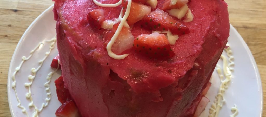 Vertical layer cake - The Great British Bake Off | The Great British ...