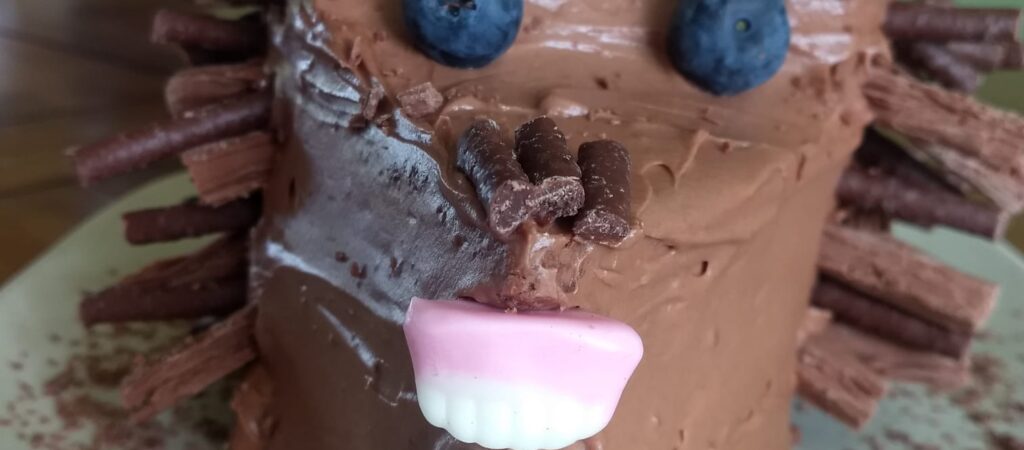 Hedgehog cake - The Great British Bake Off | The Great British Bake Off