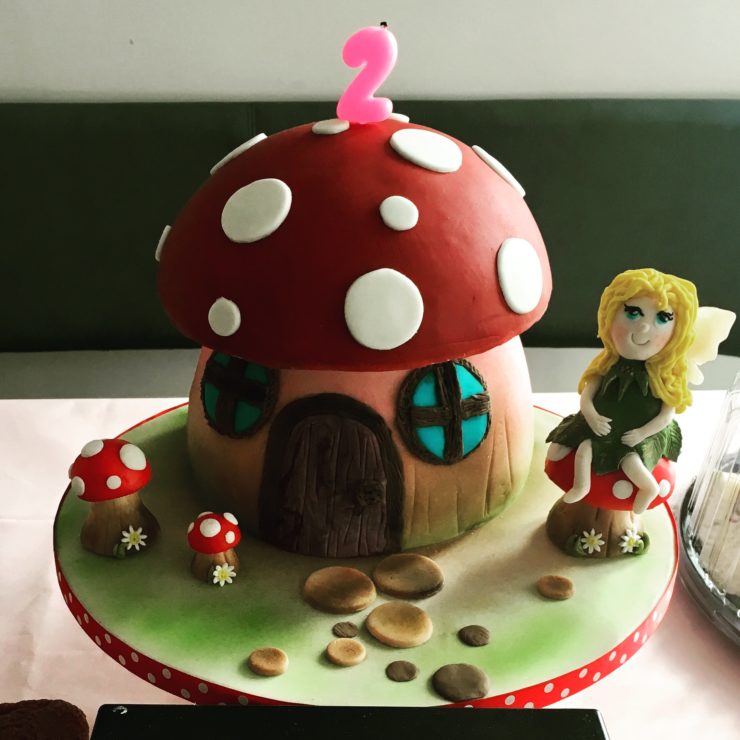 Fairy toadstool cake - The Great British Bake Off