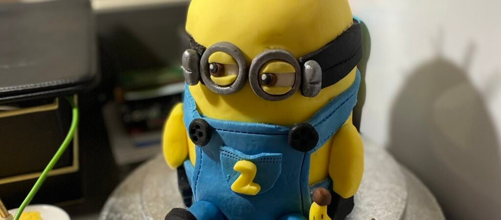 Kevin the Minion cake - The Great British Bake Off | The Great British ...