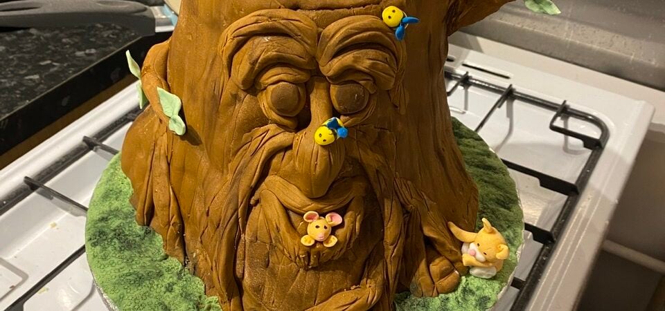 Enchanted tree stump cake - The Great British Bake Off | The Great ...
