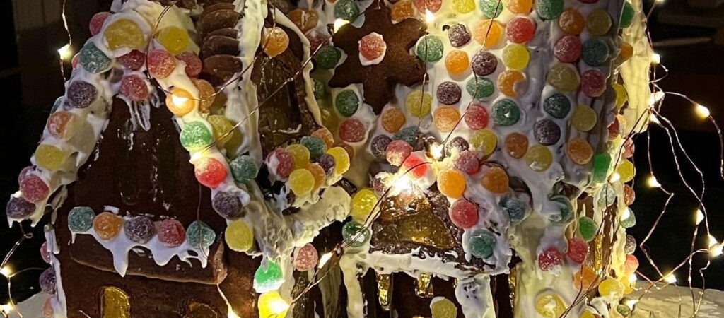 Gingerbread house - The Great British Bake Off | The Great British Bake Off