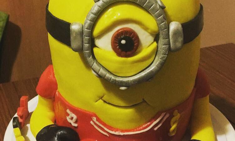 Mr Minion cake - The Great British Bake Off | The Great British Bake Off