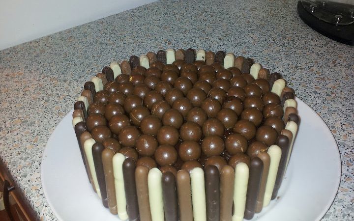 Chocolate Fudge Finger Cake - The Great British Bake Off | The Great ...