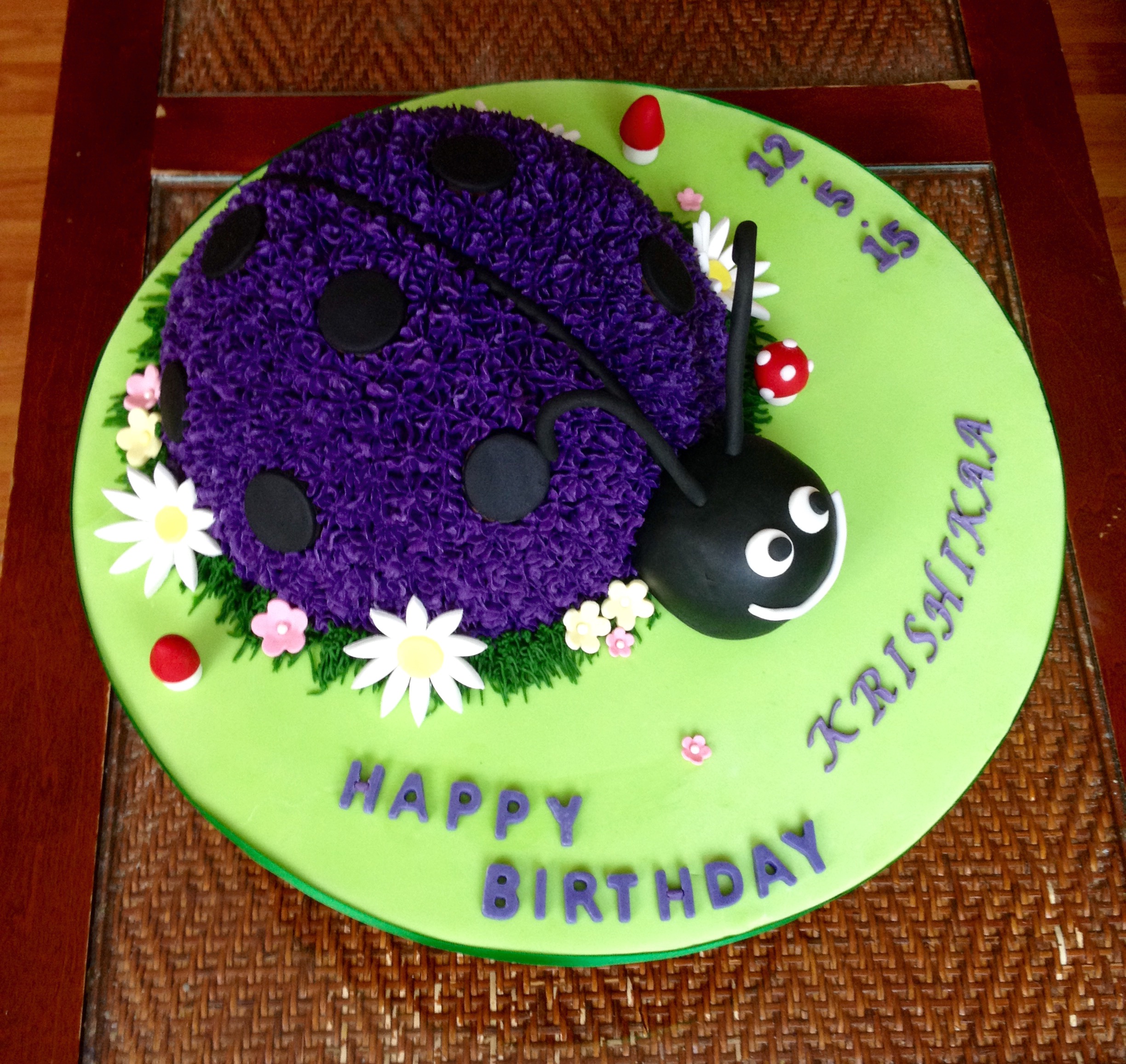 Ladybird cake - The Great British Bake Off