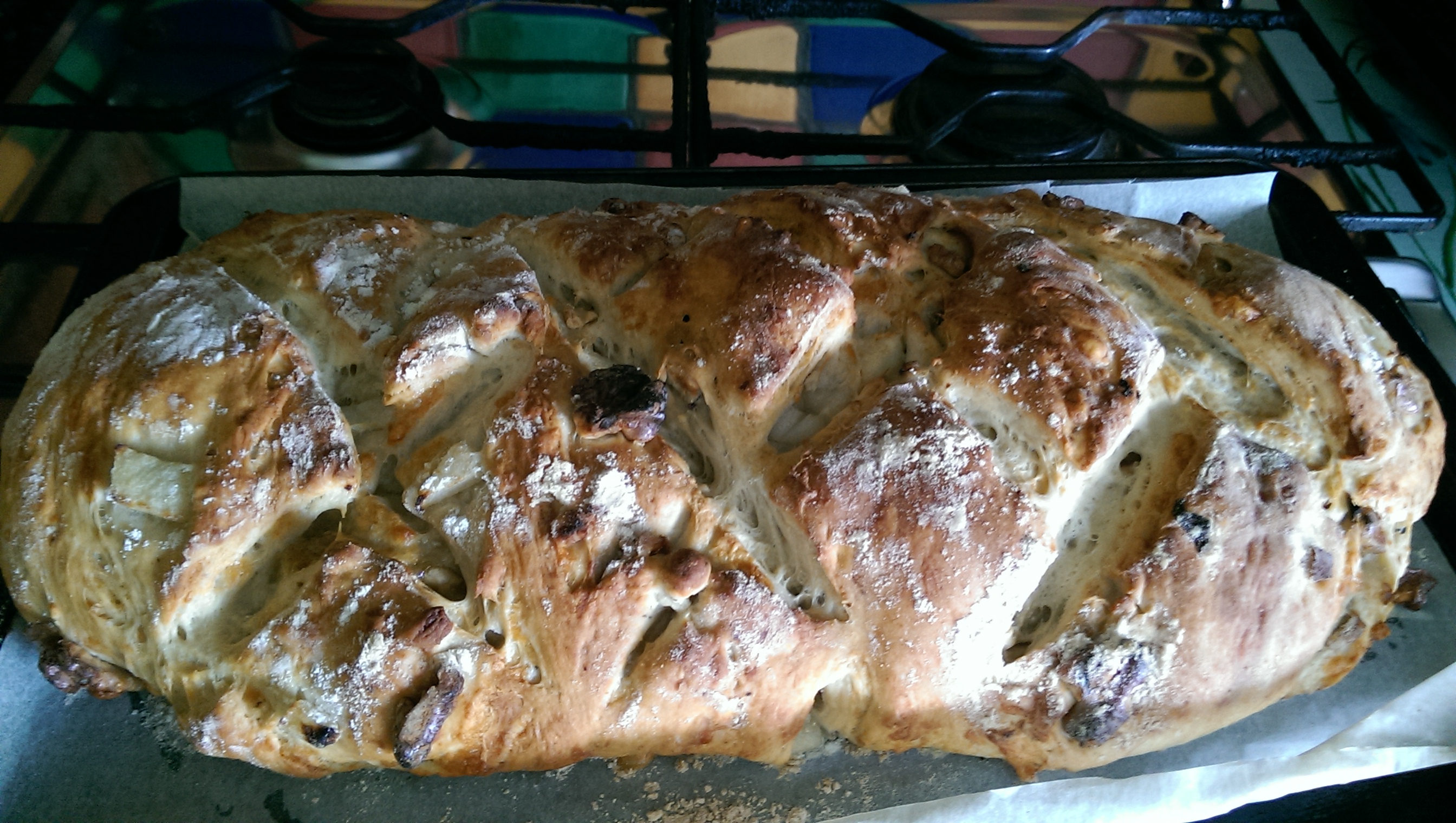 Walnut pear and stilton loaf - The Great British Bake Off