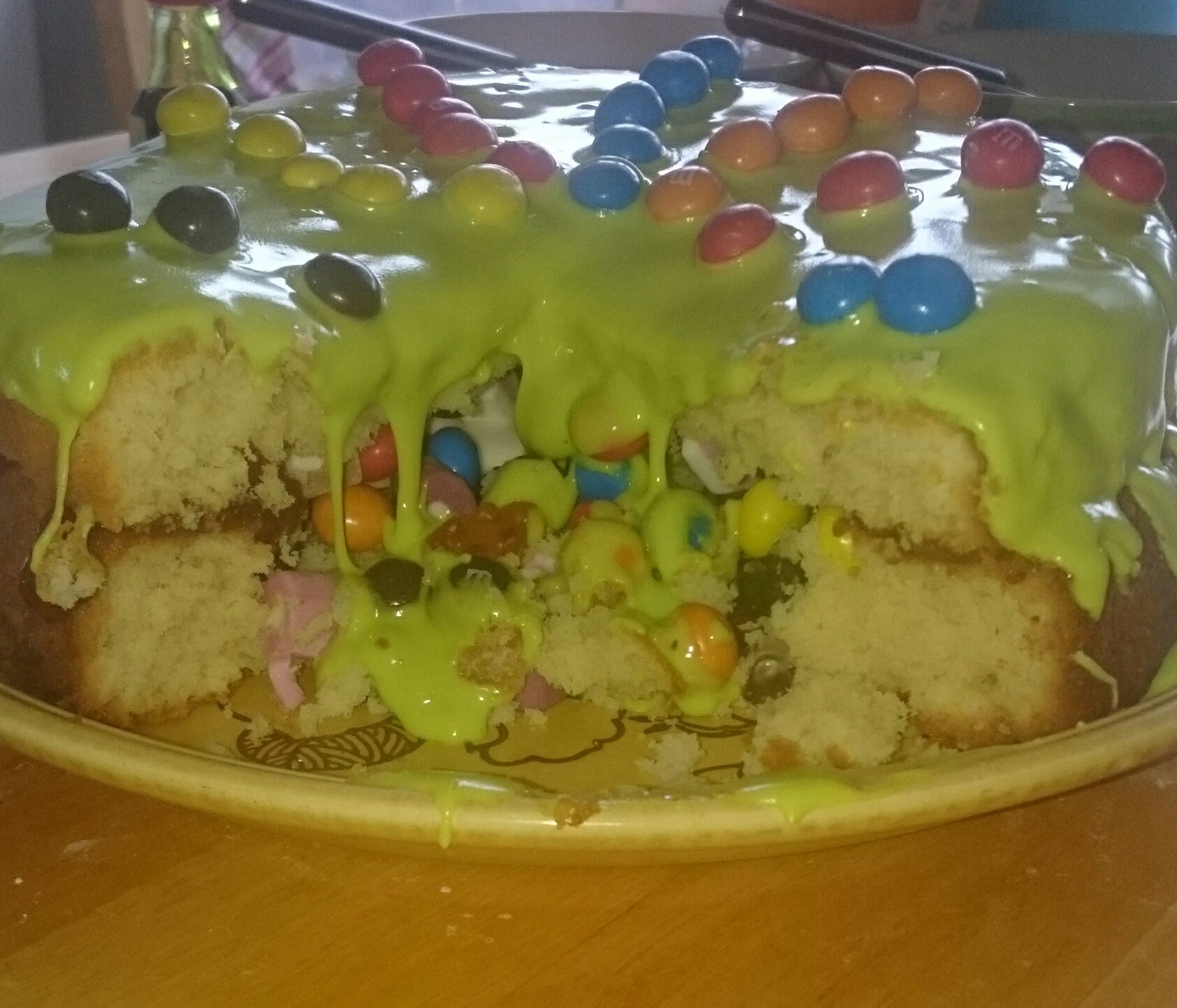 Homemade pinata cake - The Great British Bake Off