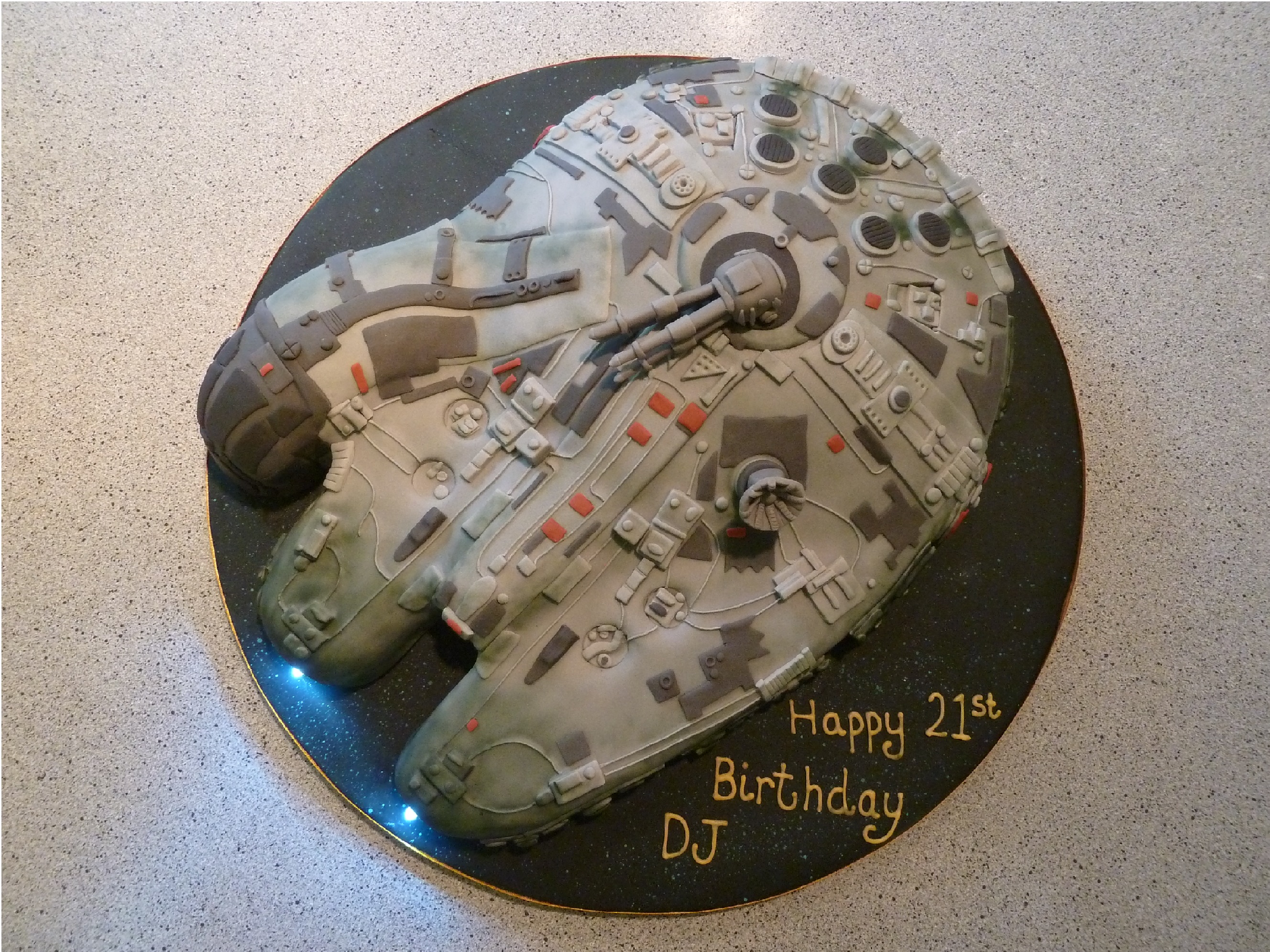 Millenium Falcon Cake! - The Great British Bake Off
