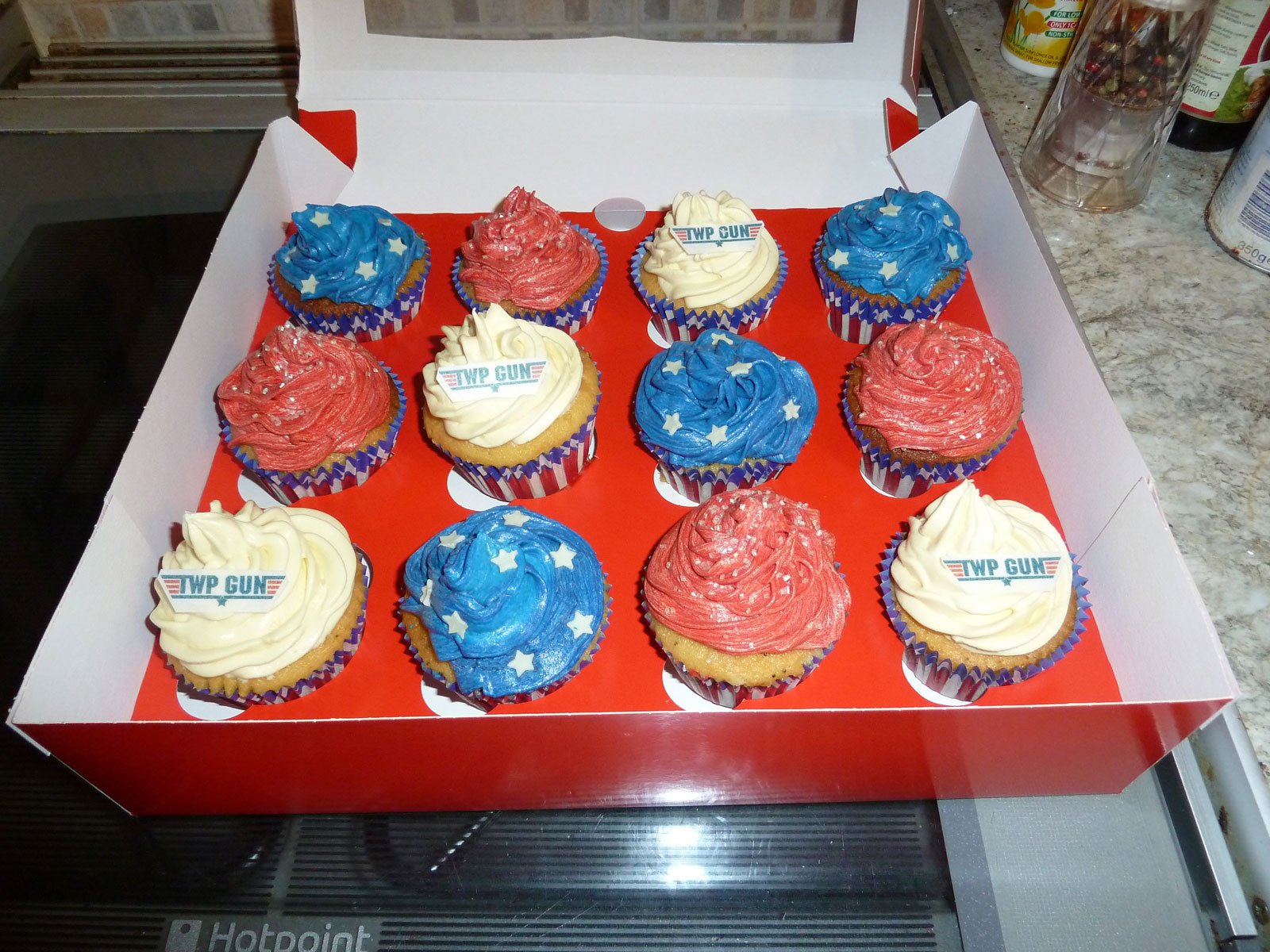 Top Gun / USA Cupcakes - The Great British Bake Off