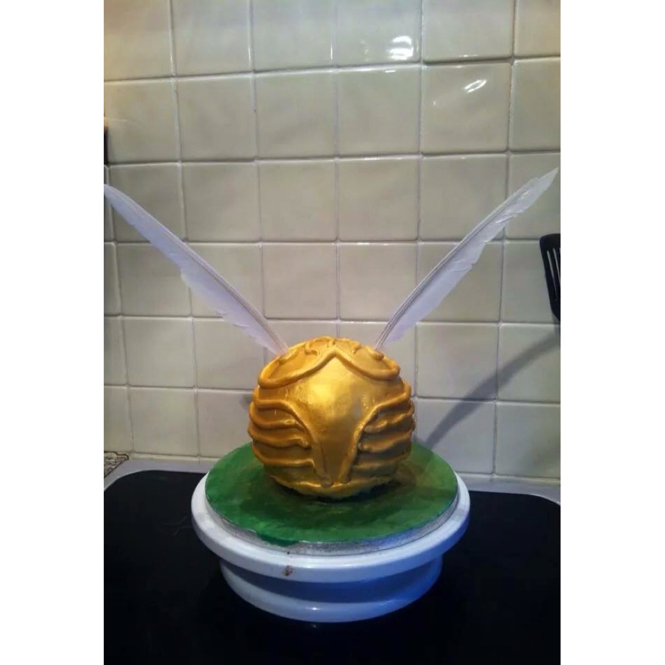 Harry Potter Quidditch Cake - The Great British Bake Off