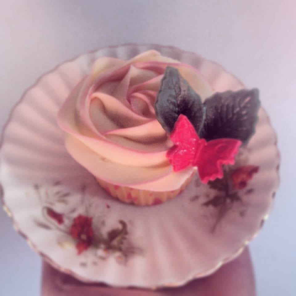 Hint of pink rose swirl - The Great British Bake Off