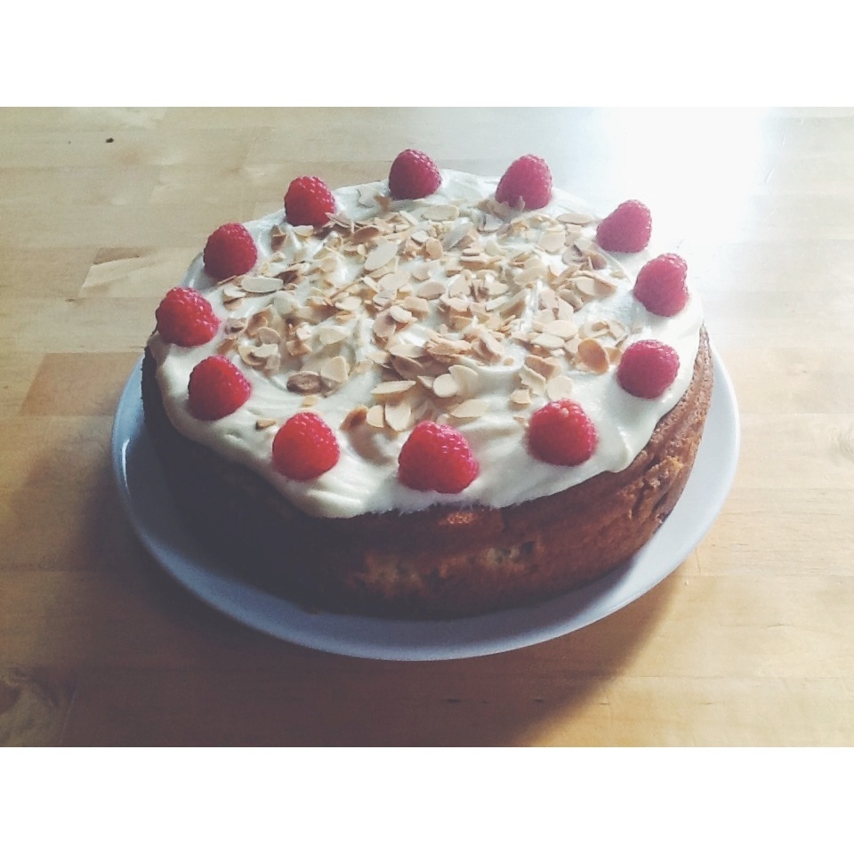Almond and raspberry sponge cake - The Great British Bake Off | The ...