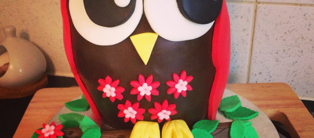 Cutie pie owl - The Great British Bake Off | The Great British Bake Off