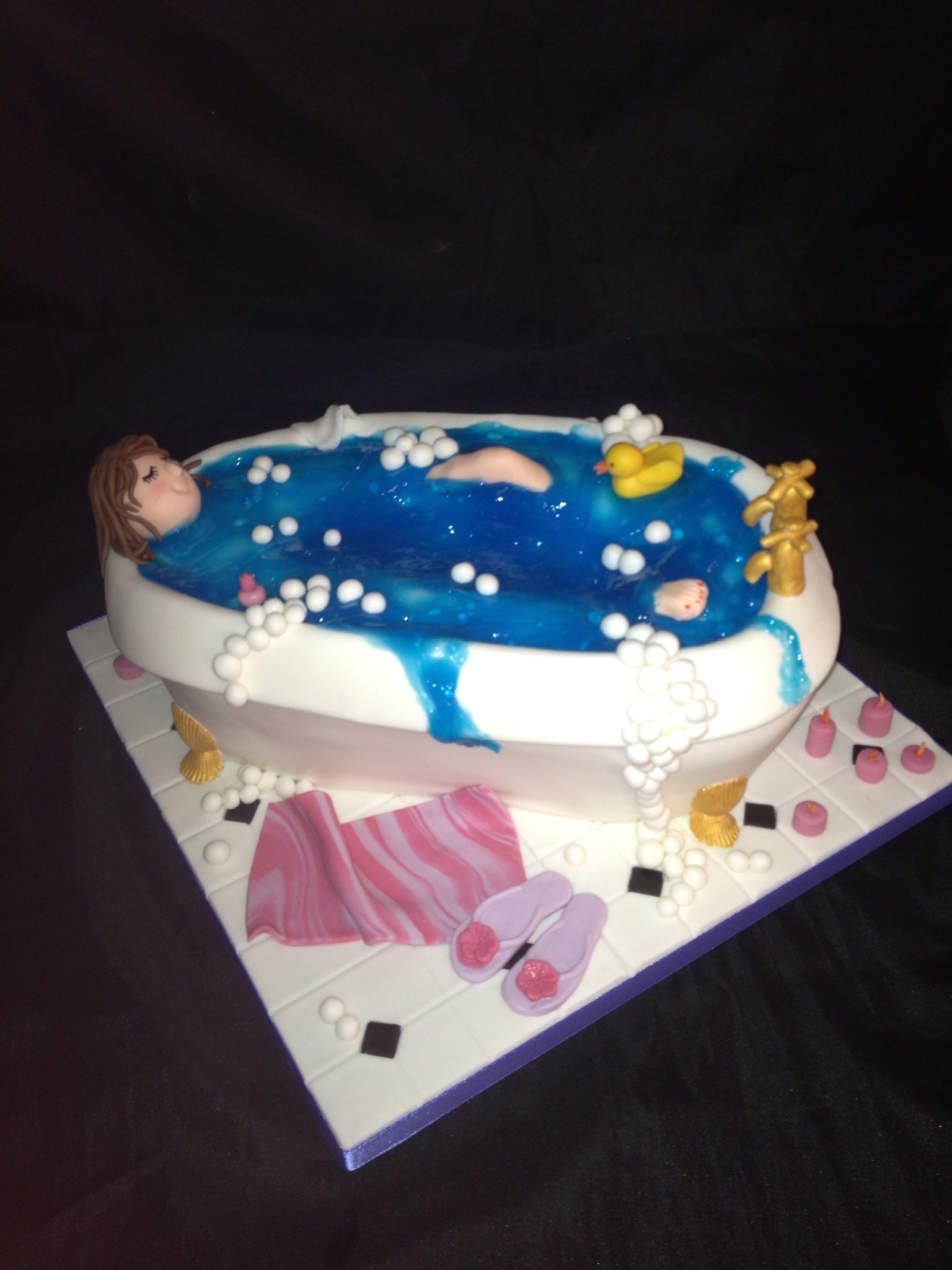 Relaxing in the tub cake - The Great British Bake Off