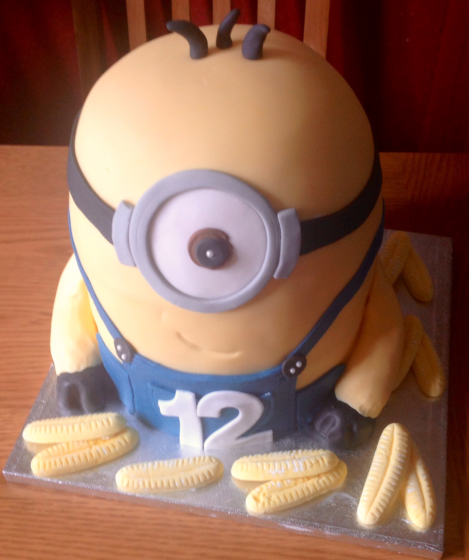 Minion cake - The Great British Bake Off